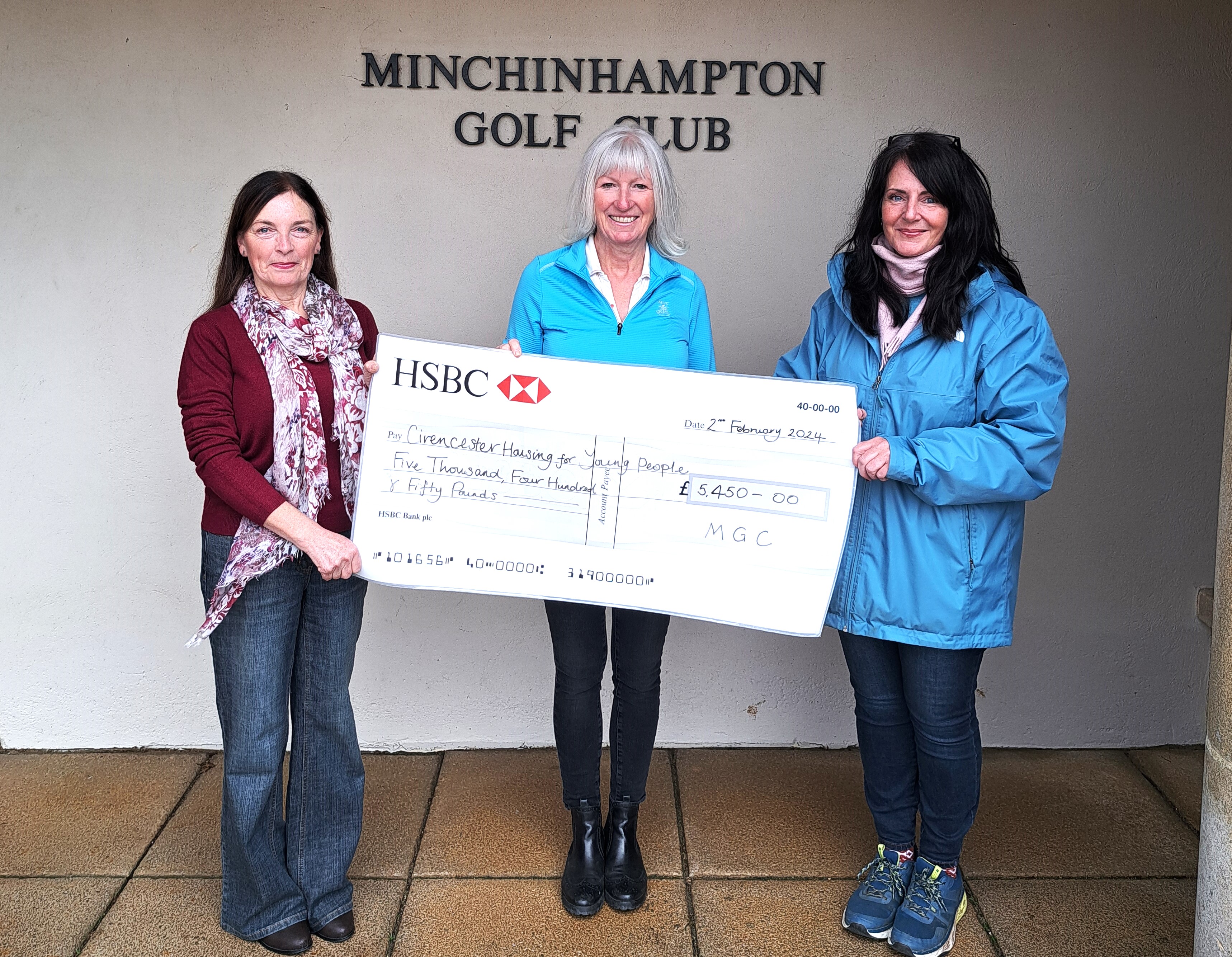 Minchinhampton Golf Club Ladies raise vital funds for Cirencester ...